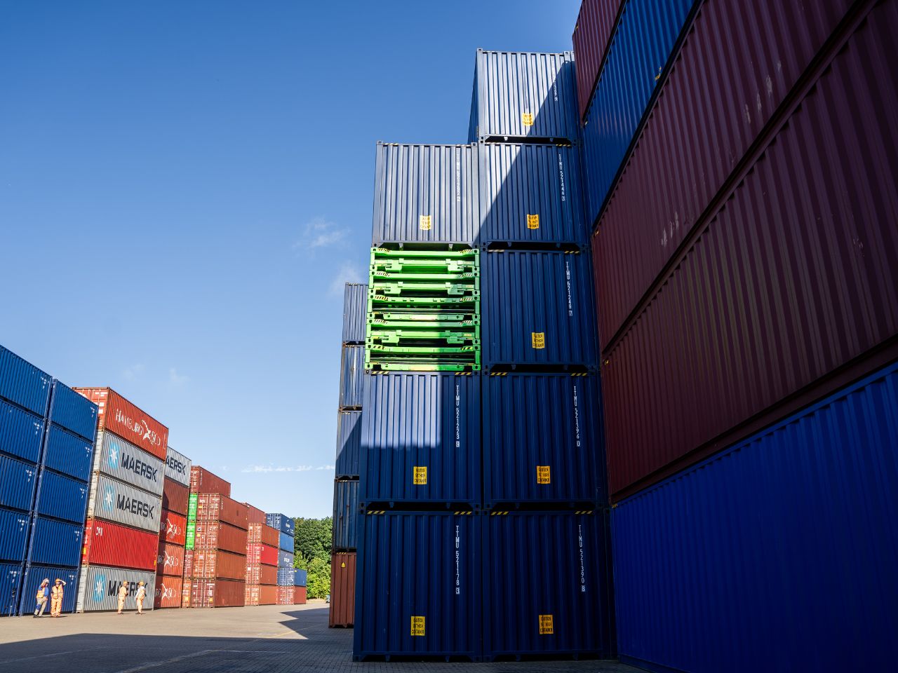 Benefits | Compact Container Systems